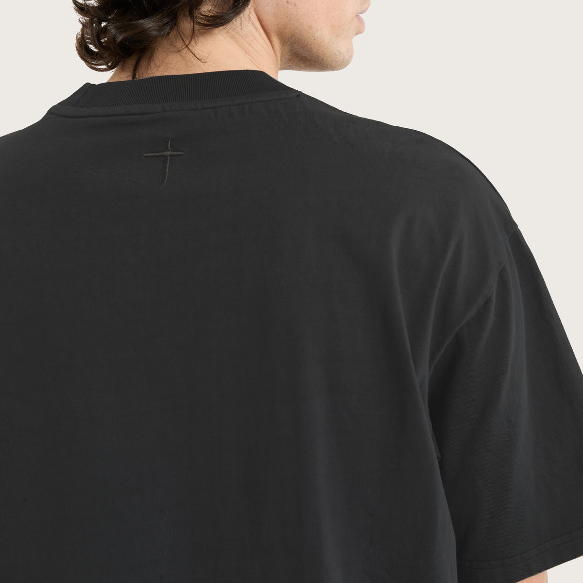 Brooks Box Fit Tee Asphalt | KSCY