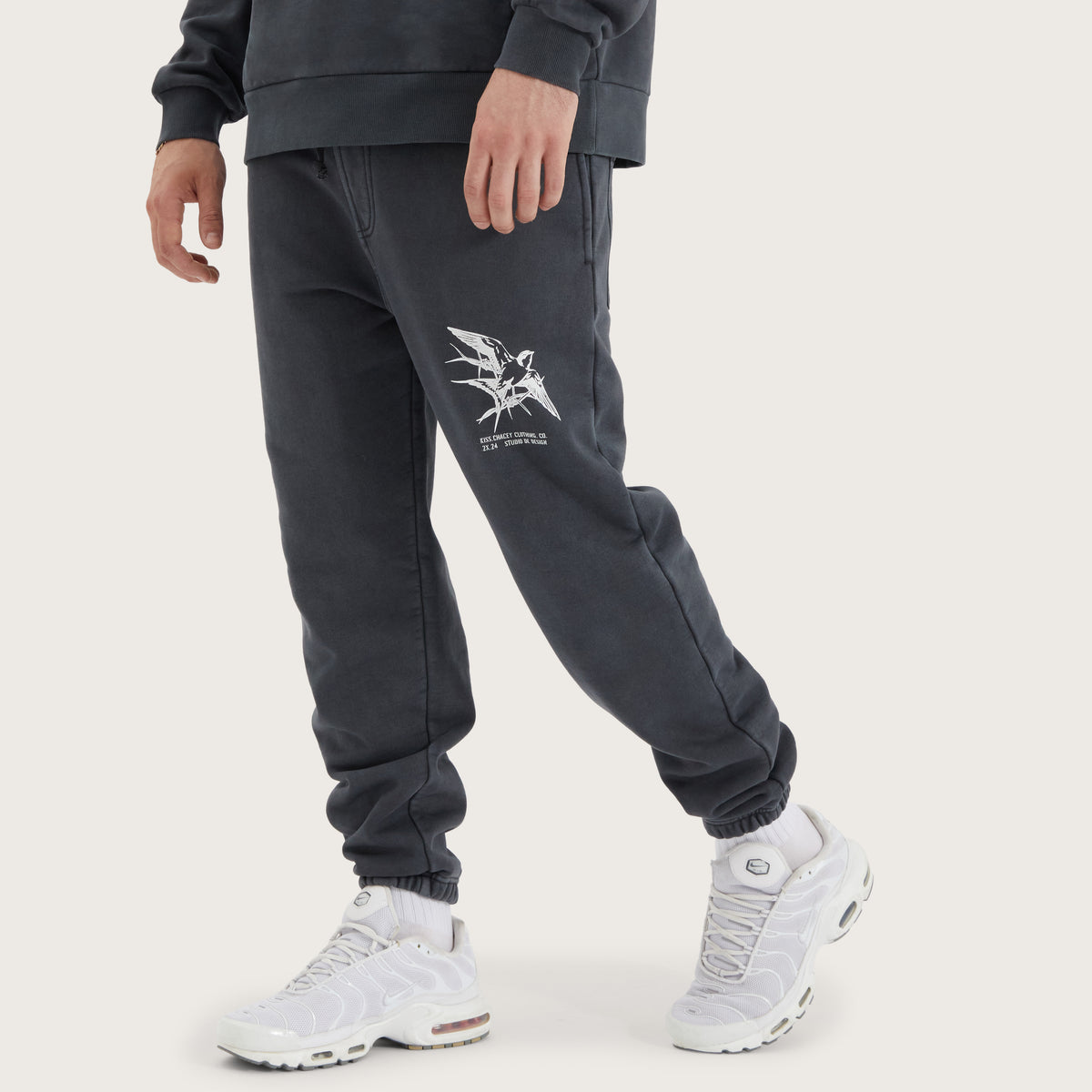 Monzie Trackpants in Pigment Asphalt | Kiss Chacey