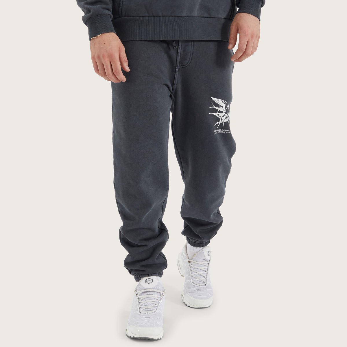 Monzie Trackpants in Pigment Asphalt | Kiss Chacey