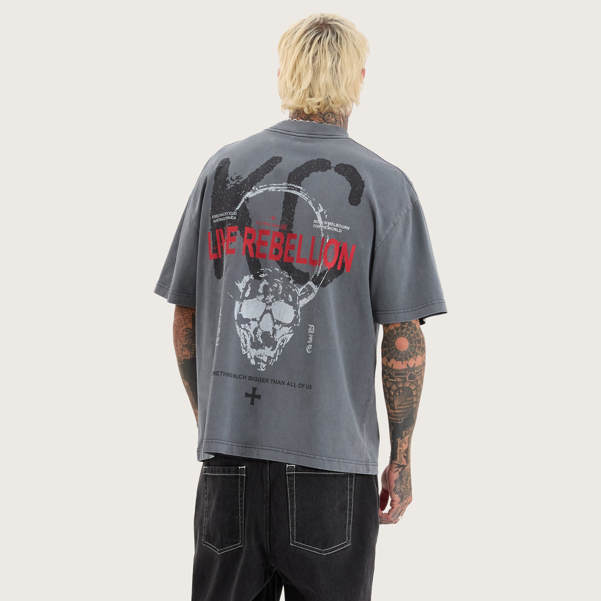 Rebel Street Tee in Pigment Charcoal Grey | KSCY