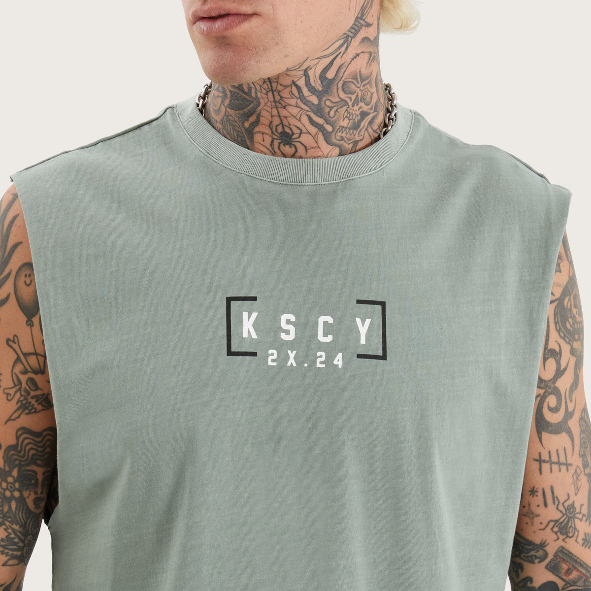 Salford Dual Curved Muscle Tank in Pigment Slate Grey | KSCY
