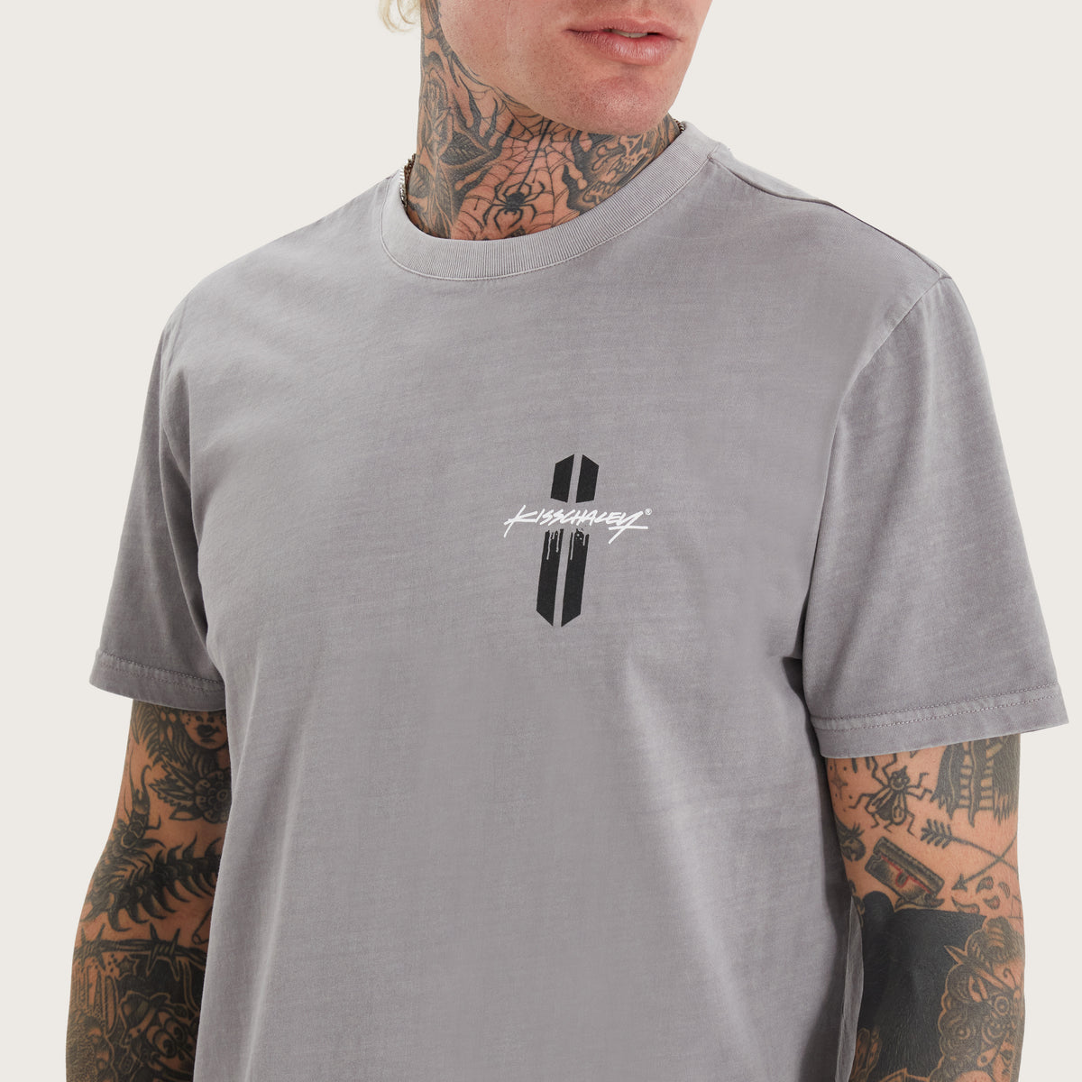 Latinum Standard Tee in Pigment Silver Grey | KSCY