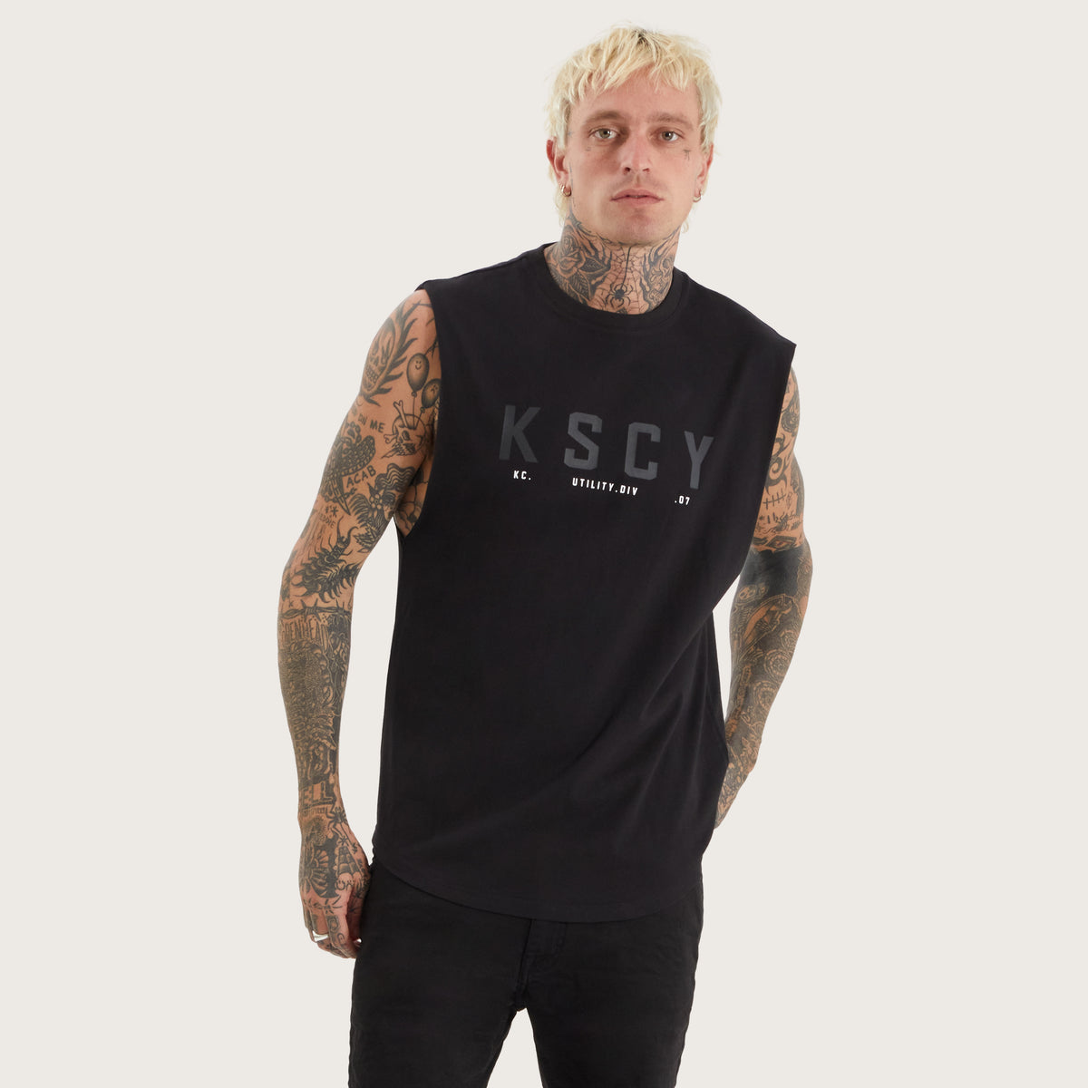 Penge Dual Curved Muscle Tank in Jet Back | KSCY