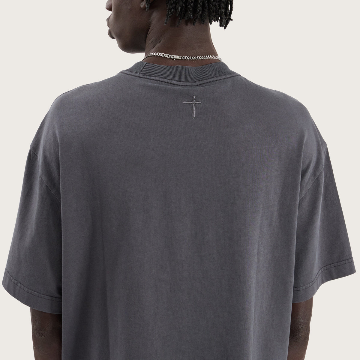 KSCY Gillette Heavy Crop Tee in Asphalt - Kiss Chacey