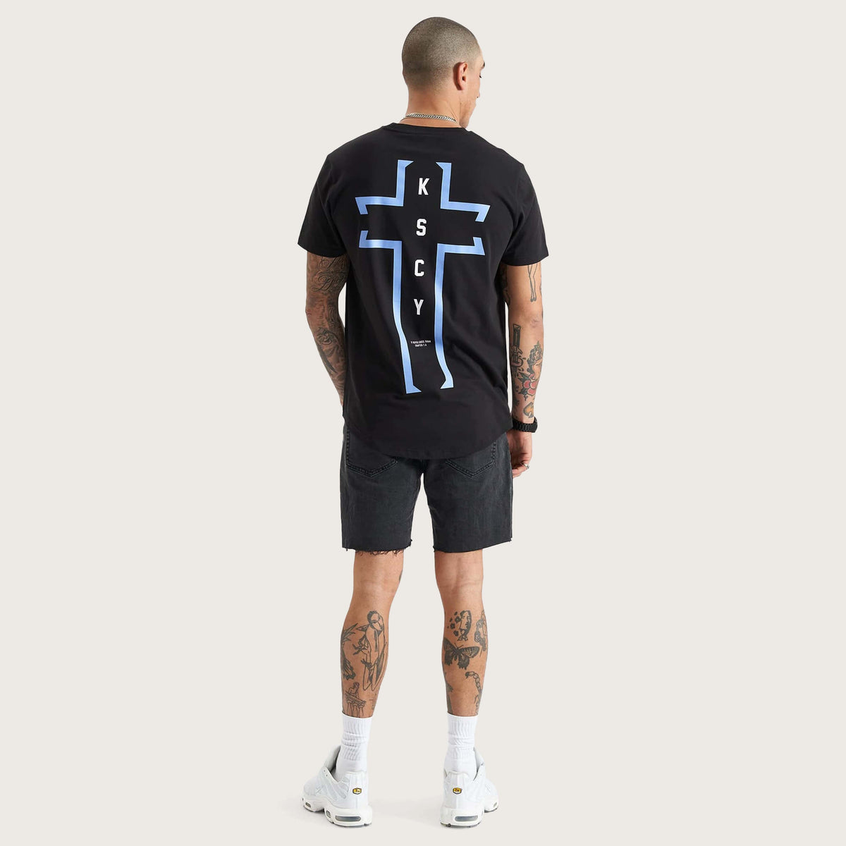 Vigour Dual Curved Tee in Jet Black - Kiss Chacey